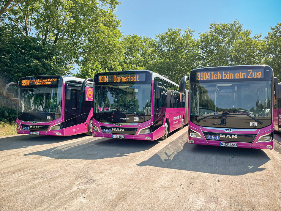 Modernisierung der Riedbahn: DB SEV setzt auf Ersatzverkehr mit IVU ...